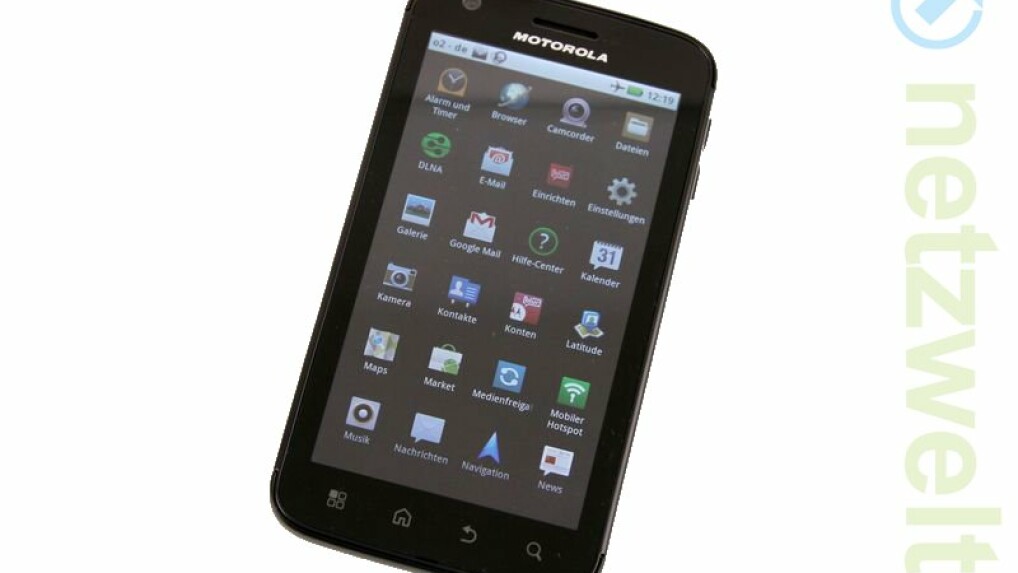 Motorola Atrix im Test: Netbook, Multimedia-Zentrale und Smartphone in ...