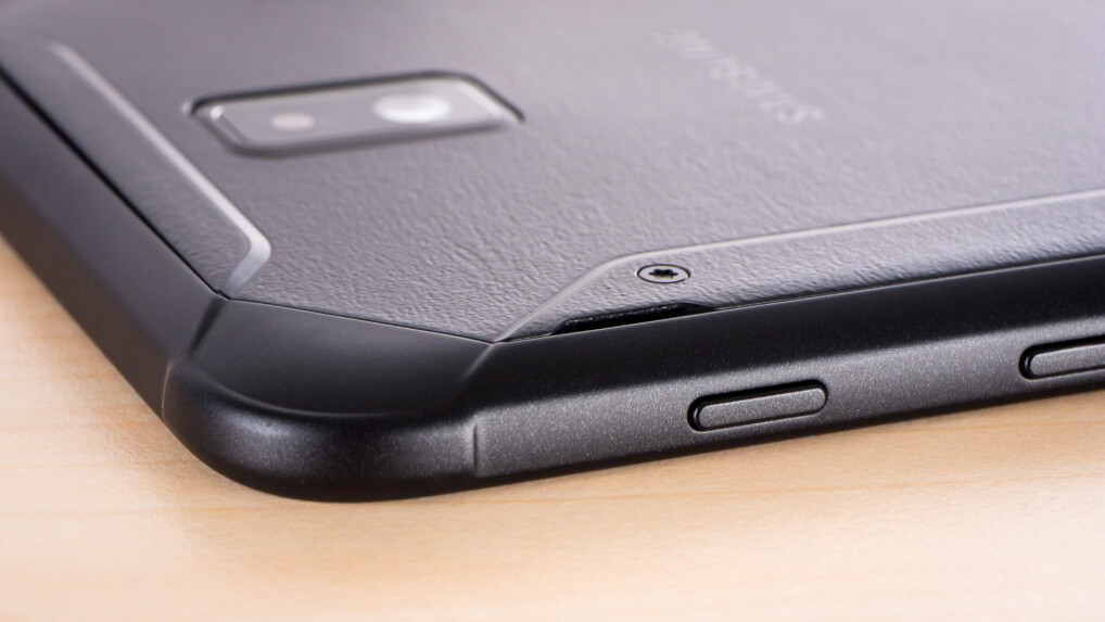 Galaxy Tab Active 2 im Test: Mittelklasse-Tablet für die Baustelle ...