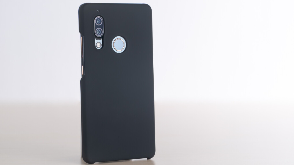 Sharp Aquos D10 im Test: Sharper als die Realität? | NETZWELT