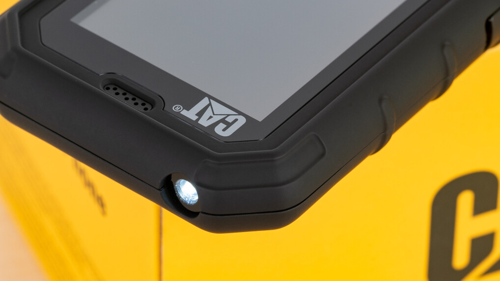 CAT B35 im Test: Outdoor-Handy für 100 Euro, mit WhatsApp und Assistant ...