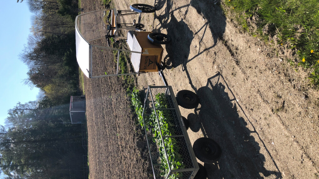 E-Bike mit vier Rädern und Solardach: Schmal wie ein Fahrrad und nicht ...