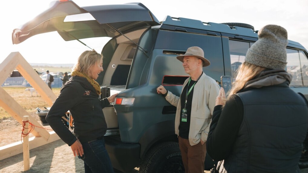 Kleiner Elektro-Camper mit voller Offroad-Power: Damit kommt ihr ...