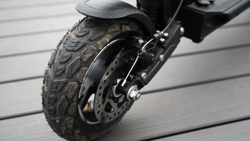 IO Hawk Collide im Test: Ein E-Scooter für schlechte Wege | NETZWELT