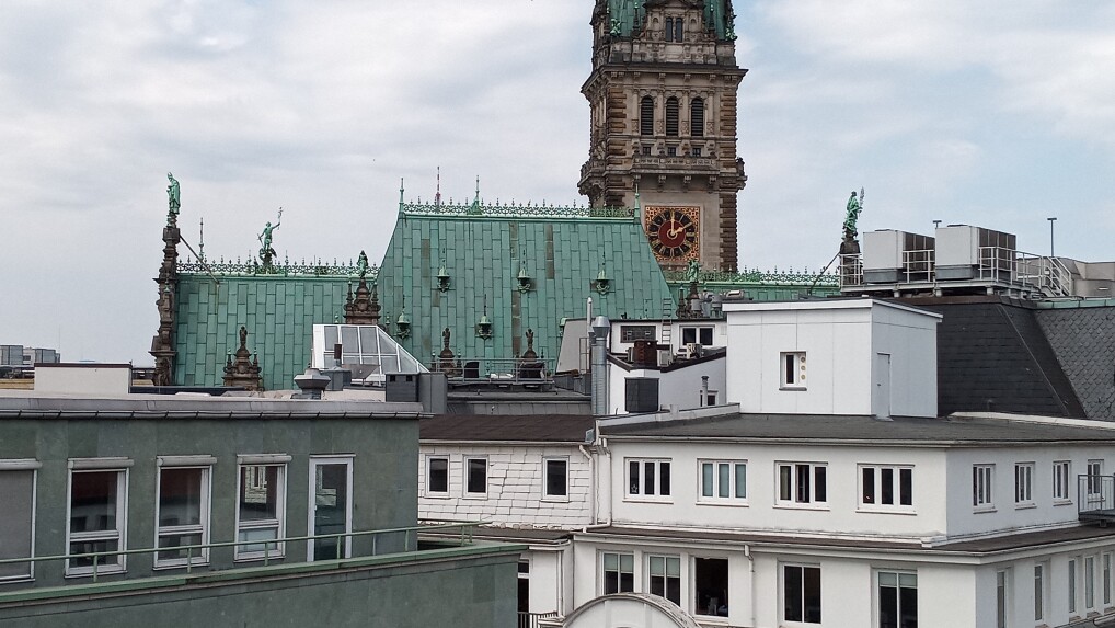 Doro 8200 im Test: Das einfache Senioren-Smartphone aus Schweden | NETZWELT