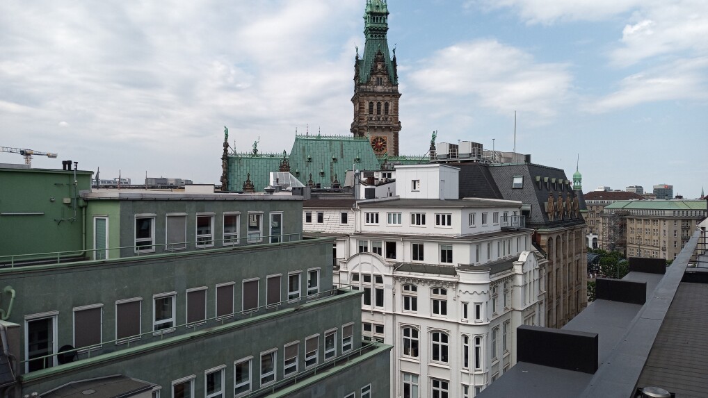 Doro 8200 im Test: Das einfache Senioren-Smartphone aus Schweden | NETZWELT