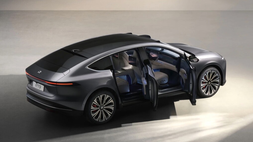 Nio ET9 mit Wechselakku vorgestellt: Chinesischer Luxus gegen BMW ...