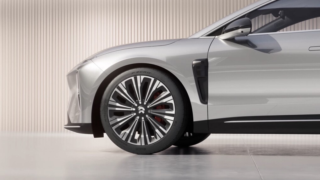 Nio ET9 mit Wechselakku vorgestellt: Chinesischer Luxus gegen BMW ...