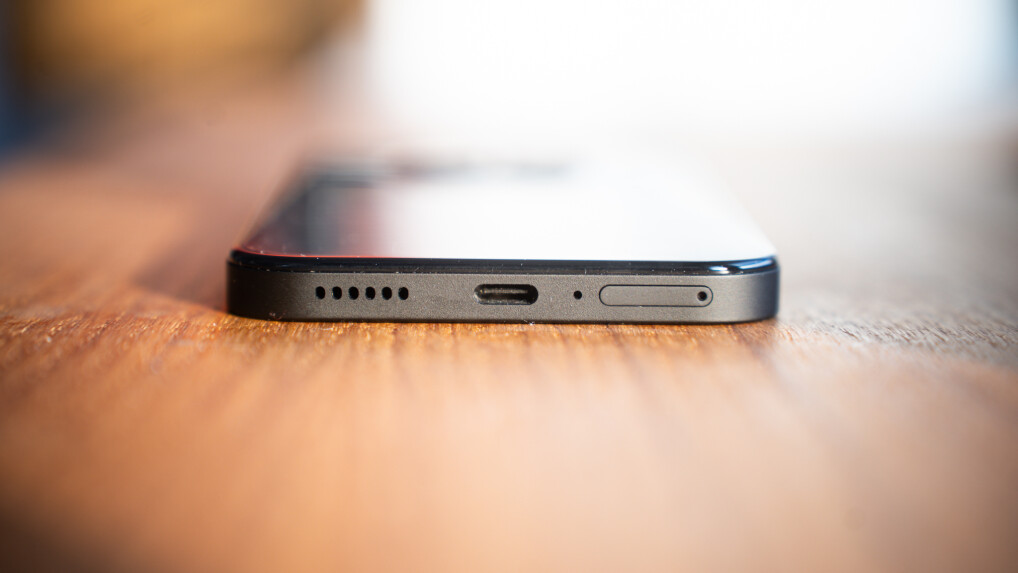 Nothing Phone (2a) im Test: Günstiges Handy mit LED-Beleuchtung und U ...