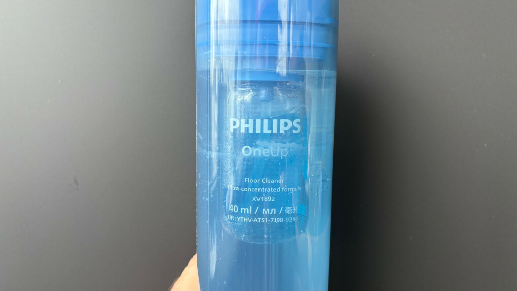 Philips OneUp 5000 Series im Test: Dieser Mopp wischt mit Elektro-Power ...