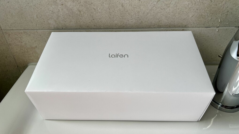 Auf der CES gefeiert, nun verfügbar: Die elektrische Zahnbürste Laifen Wave tritt an, ein ...