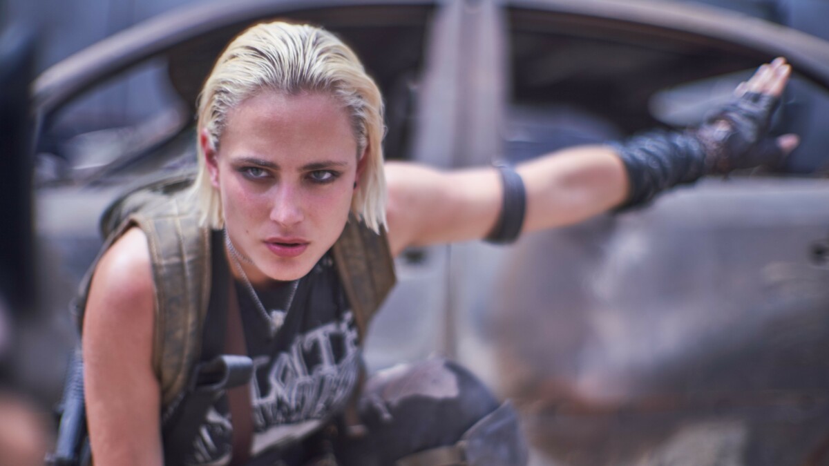 Ein nackter Stripper-Zombie in Army of the Dead? Das wäre einfach "zu ...