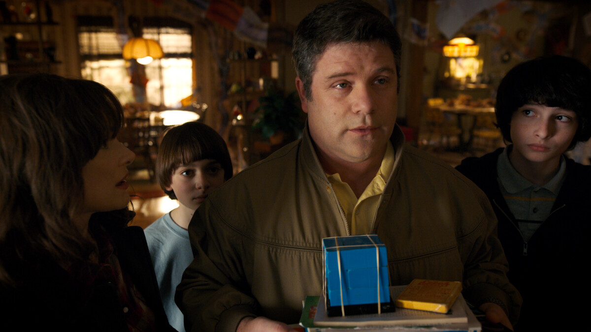 Stranger Things: Episodenguide zum Netflix-Original: Connie Frazier ...