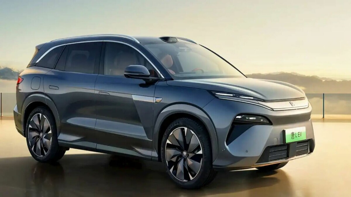 Tesla-Jäger für 30.000 Dollar? BYD schickt E-Autos mit Turbo-Ladung ins ...