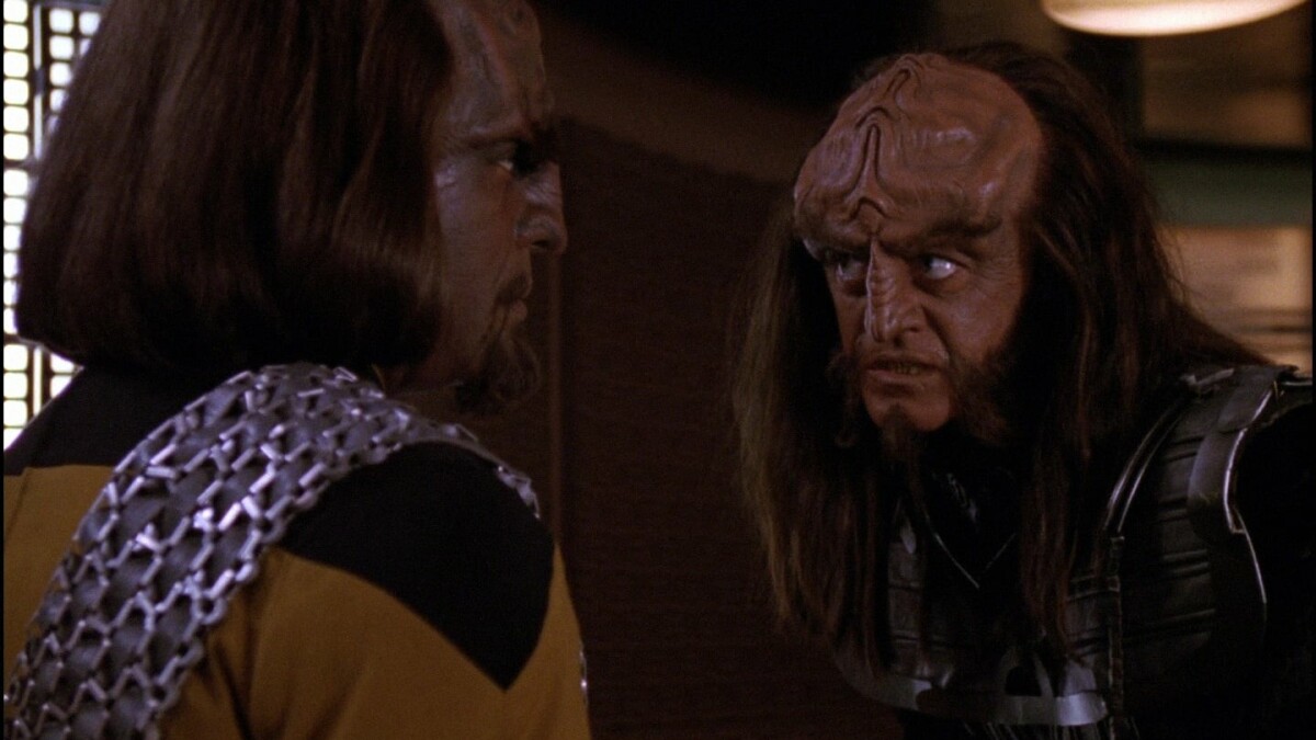 Star Trek Strange New Worlds: Episodenguide und Staffeln: Gowron | NETZWELT