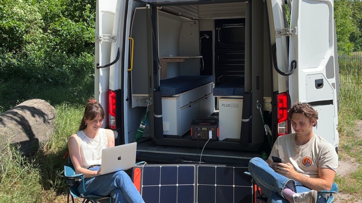 Günstiger Campervan von Jackery und PlugVan: Die rollende Powerstation ...
