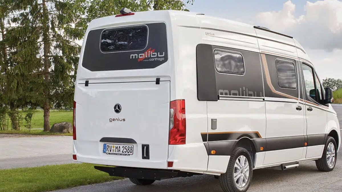 Sprinter mit Heckverlängerung: Campervan Malibu Genius hat ein paar ...