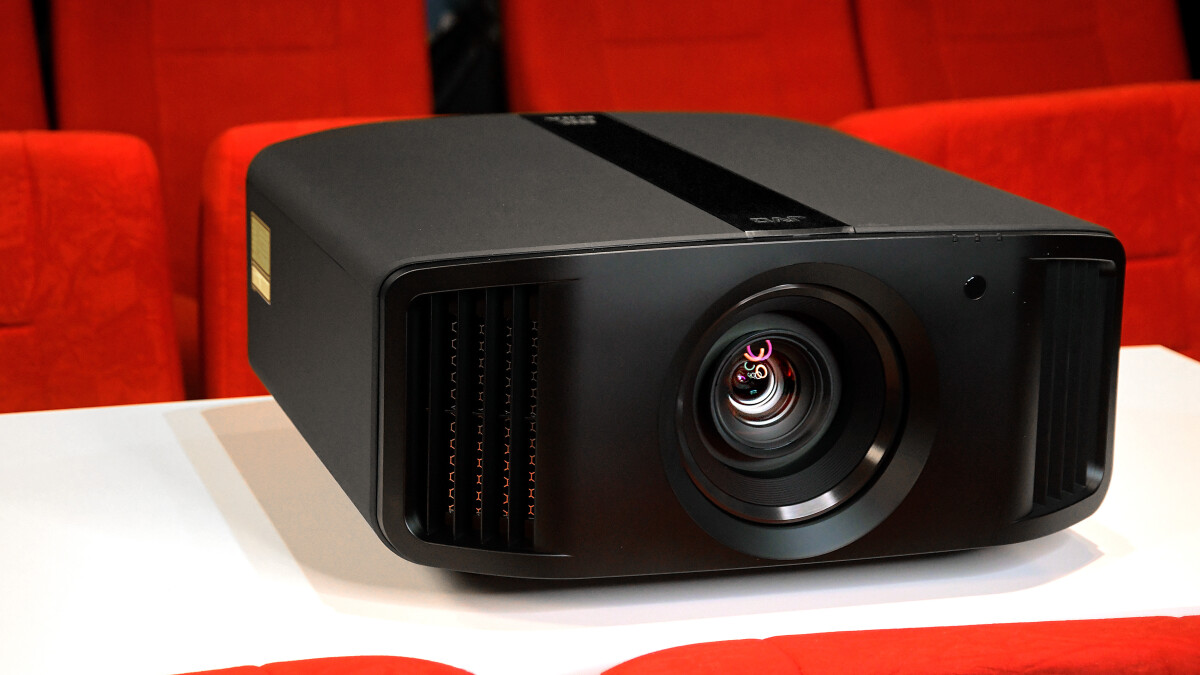 JVC DLA-NZ8 im Test: 8K-Laser-Projektor mit sensationellem Kontrast ...