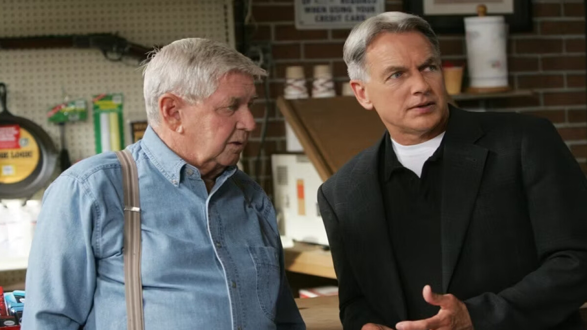 E! Entertainment: Ralph Waite als Jackson Gibbs | NETZWELT