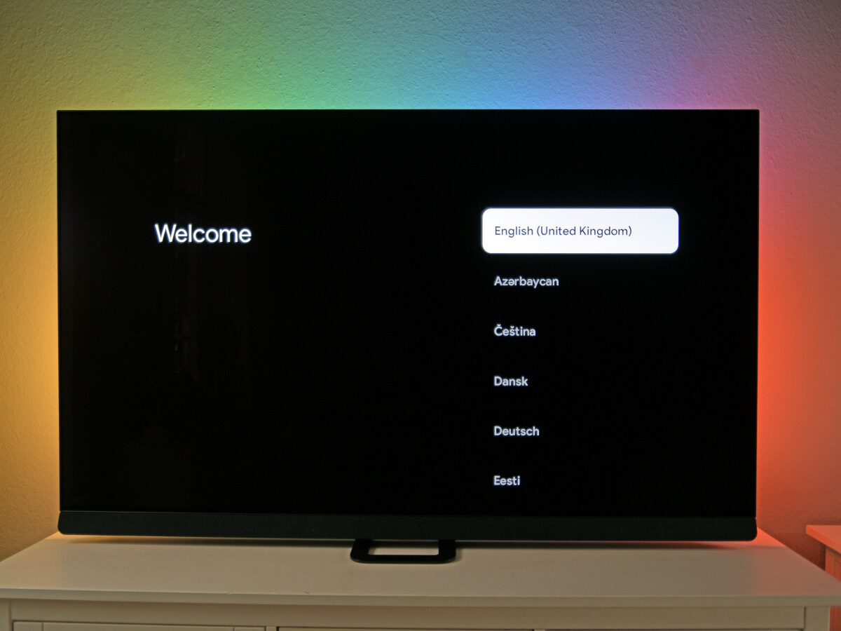 Philips 65OLED908/12 im Test: Kontrastreiches OLED-TV-Flaggschiff mit ...