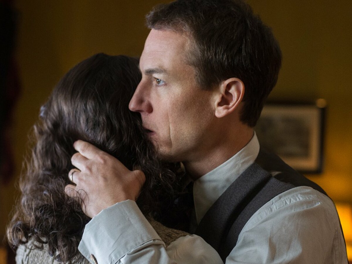 Outlander: Alle Infos zu Frank Randall, Claires erstem Ehemann | NETZWELT