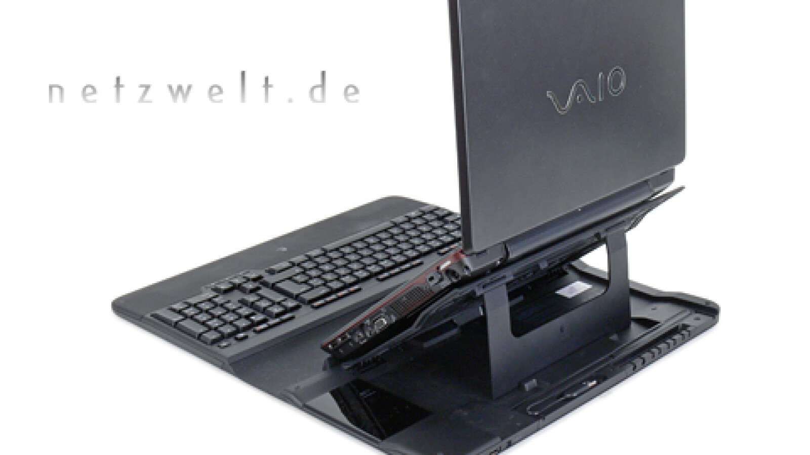 Logitech Alto im Test: Mehr Tastatur fürs Notebook | NETZWELT