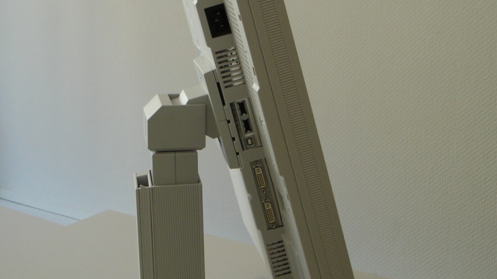 Eizo FlexScan L997 im Test | NETZWELT