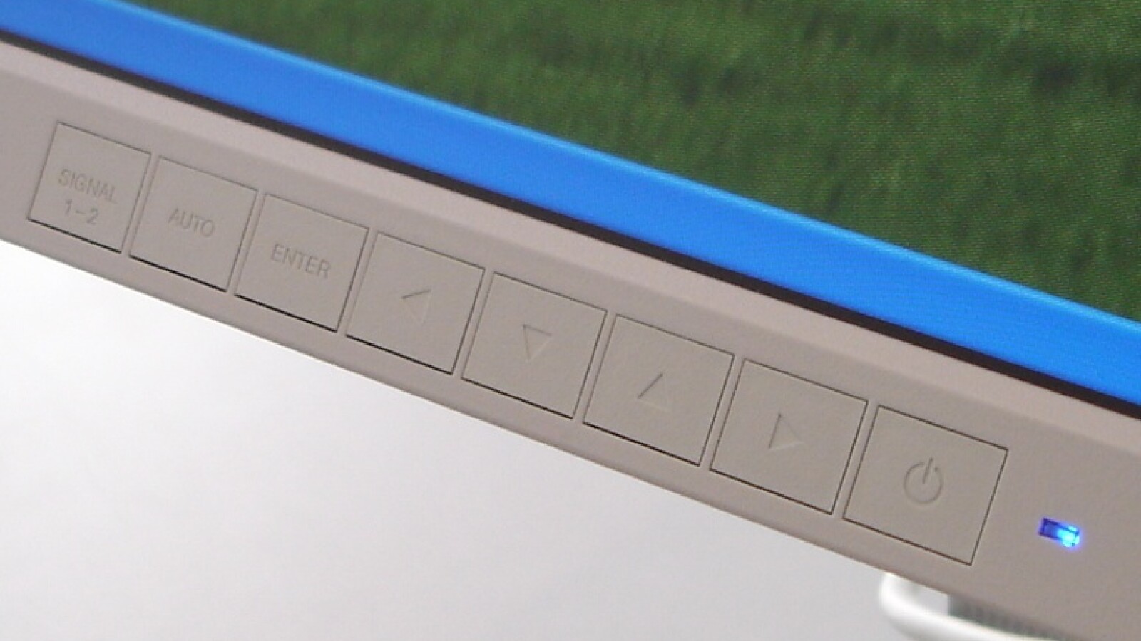 Eizo FlexScan L997 im Test | NETZWELT