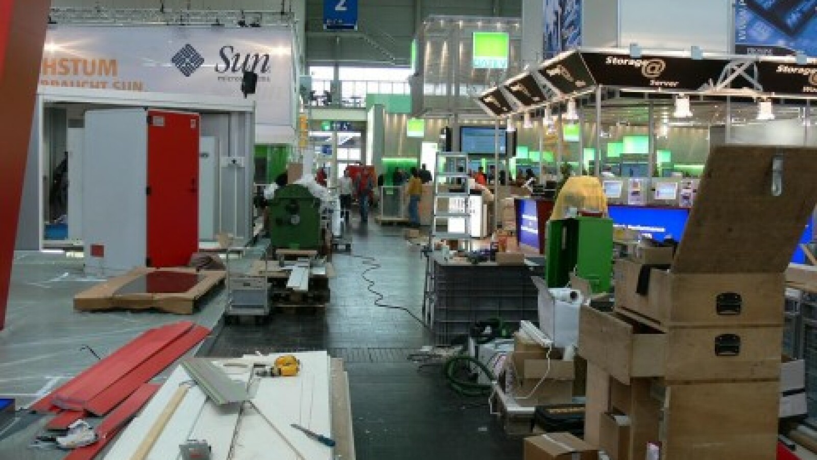 CeBIT 2008: Impressionen vom Aufbau | NETZWELT