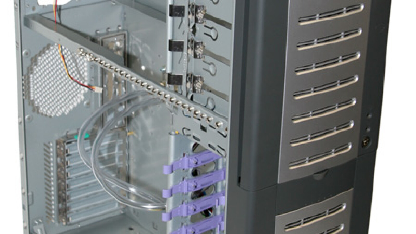 Innovatek Chieftec Bravo Big Tower | NETZWELT