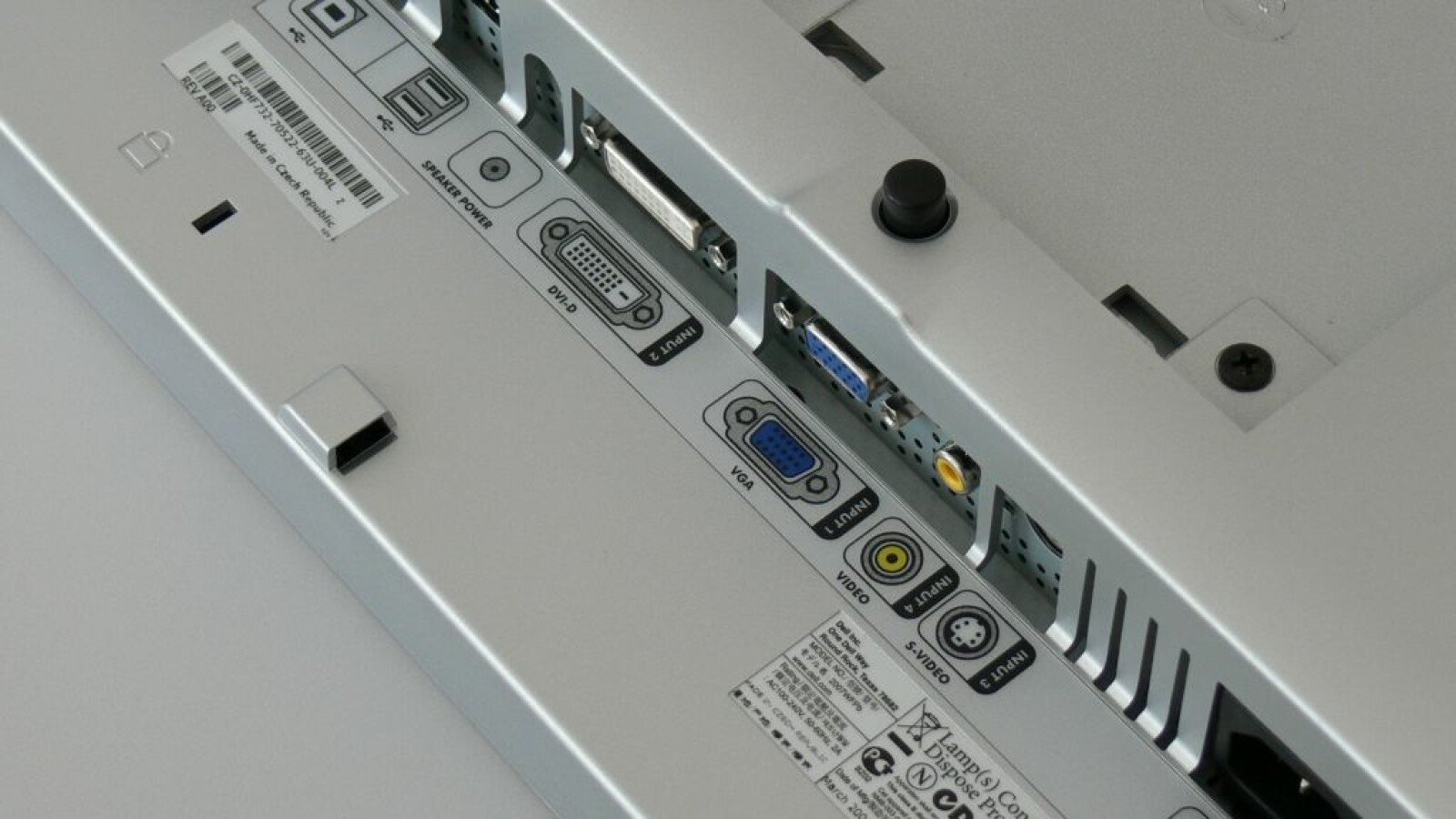 Dell UltraSharp 2007WFP im Test: Einer für vieles | NETZWELT