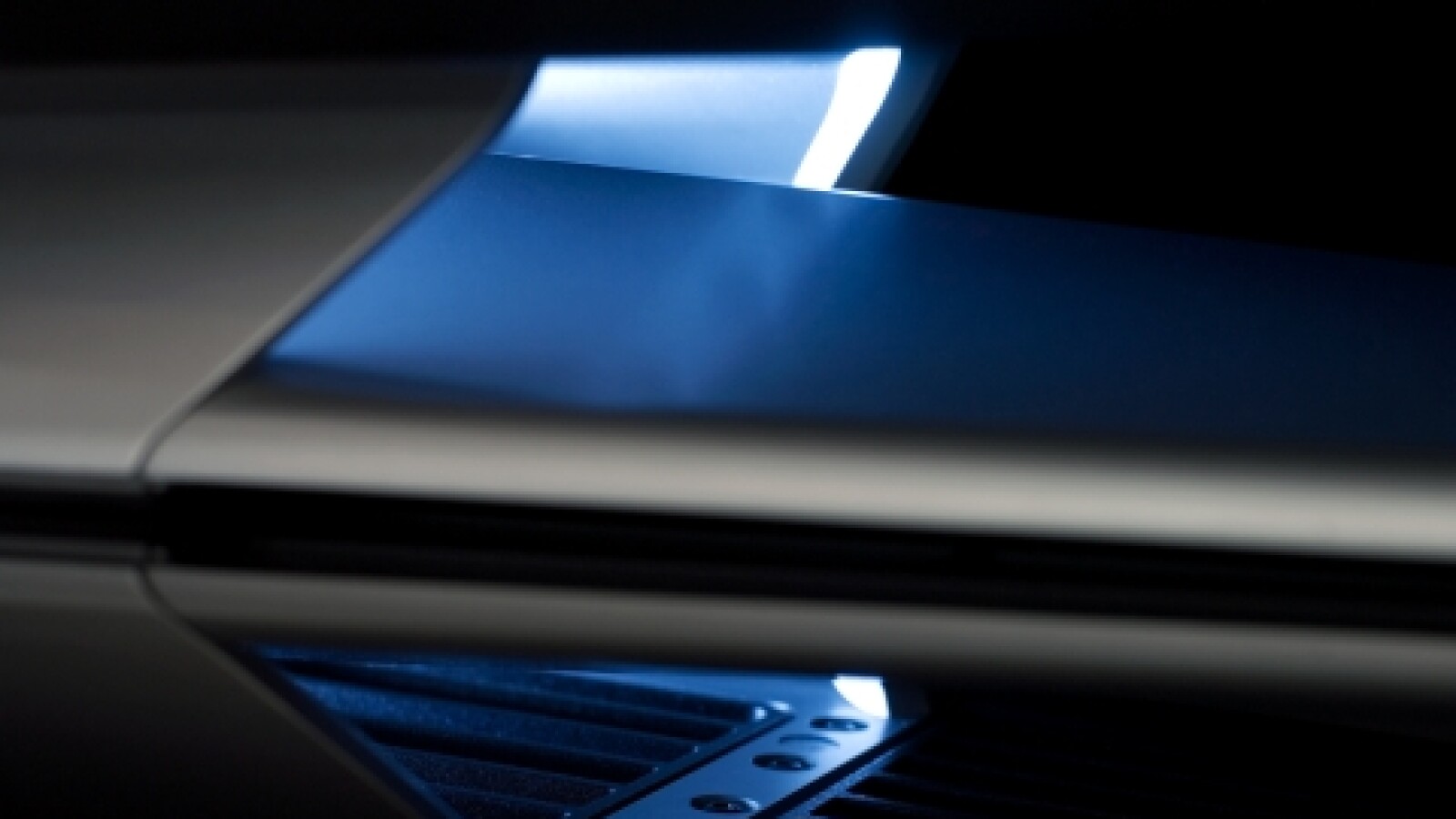 Voodoo-Power: HP zeigt Gaming-PC Blackbird 002 | NETZWELT