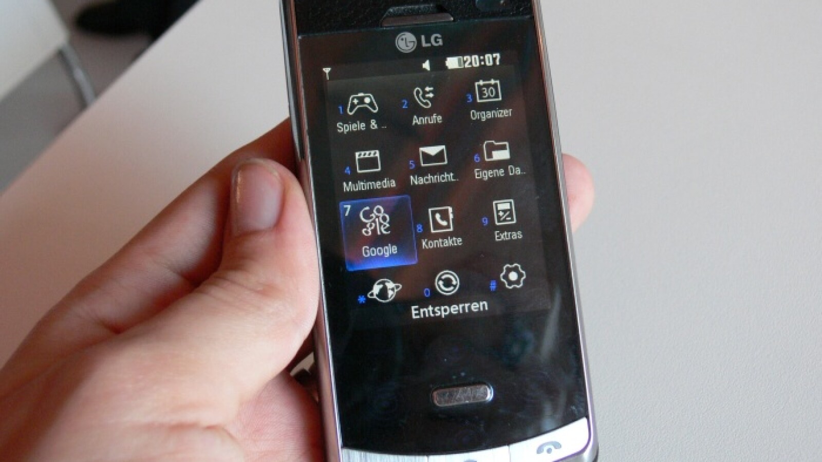 LG KF750 Secret | NETZWELT