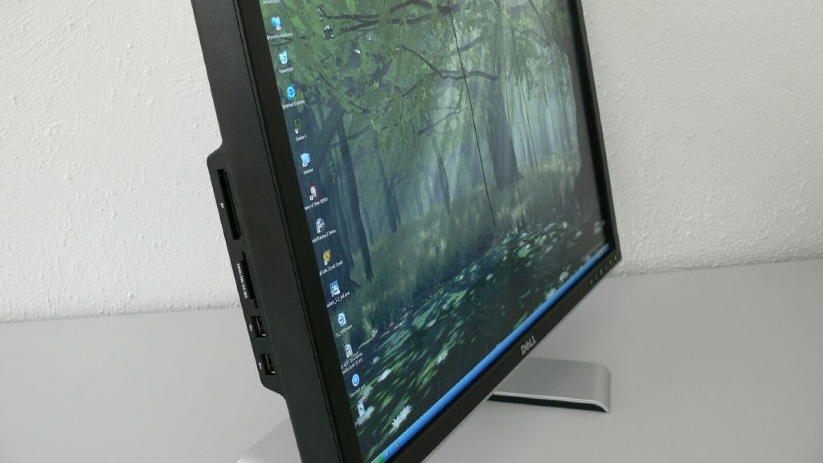 Dell UltraSharp 2407WFP im Test: Film ab | NETZWELT