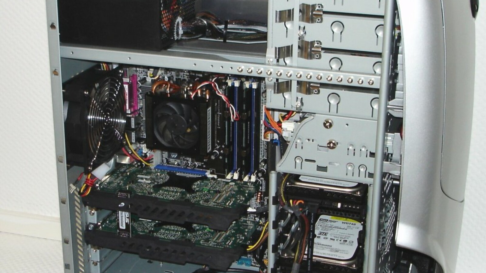 Alienware Aurora 7500 SLI | NETZWELT