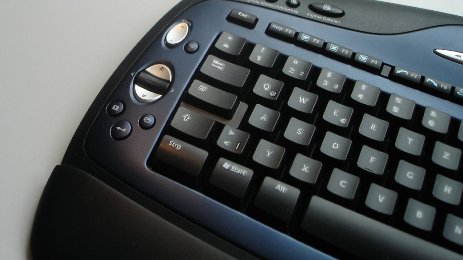 Logitech Cordless Desktop MX3100 | NETZWELT