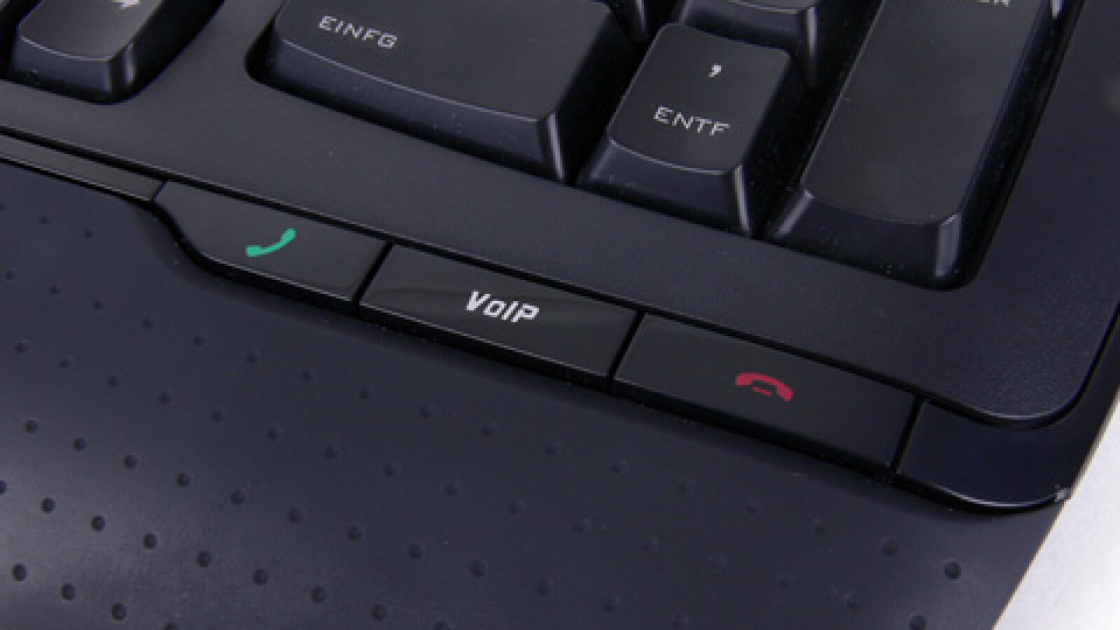 Logitech Cordless Desktop MX 3200 Laser im Test | NETZWELT