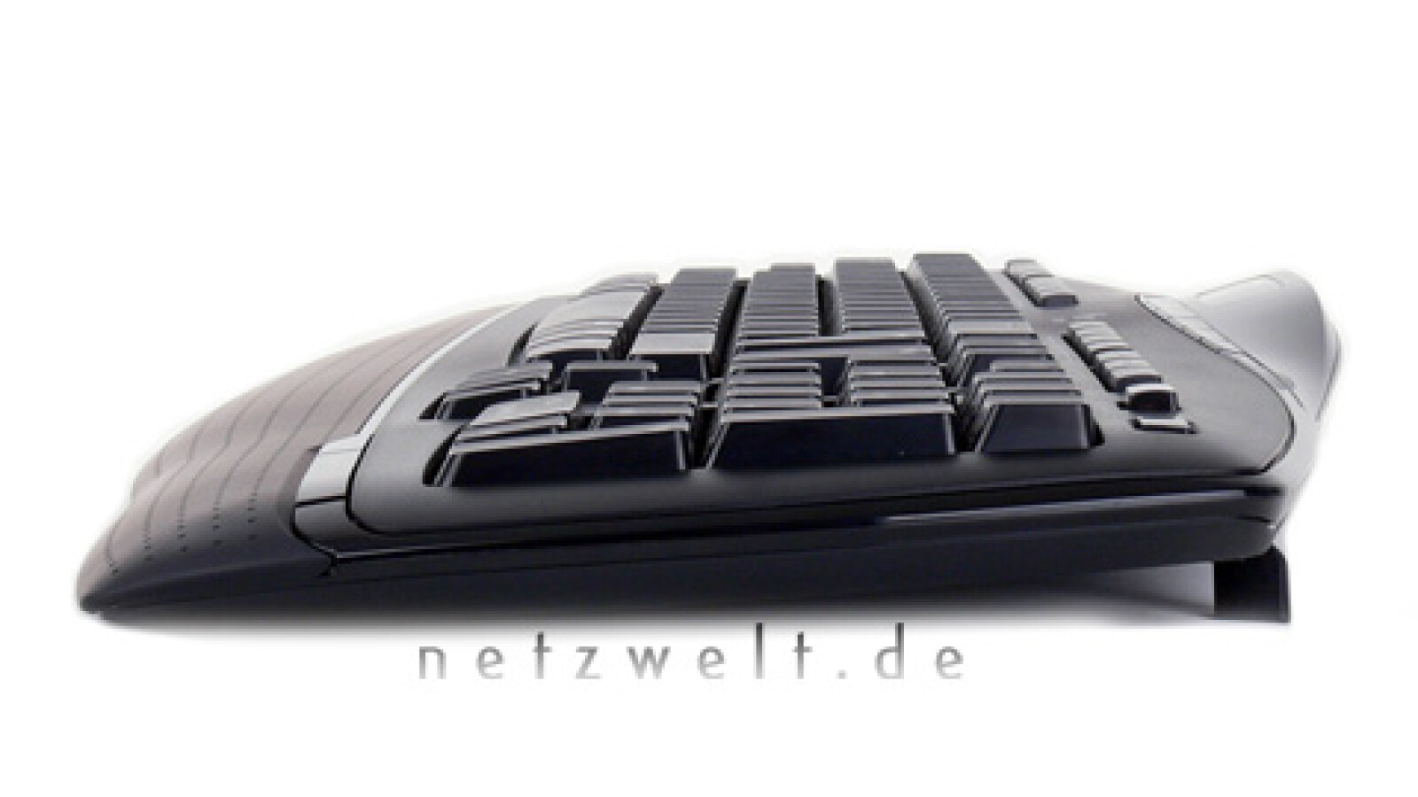 Logitech Cordless Desktop MX 3200 Laser im Test | NETZWELT