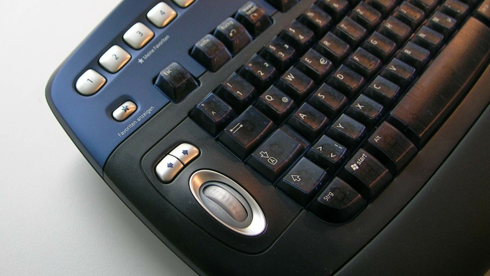 Microsoft Optical Desktop Elite for Bluetooth | NETZWELT