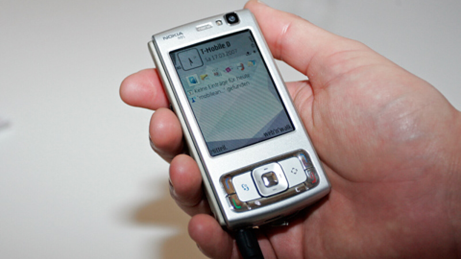 CeBIT 2007: Multimedia-Handys | NETZWELT