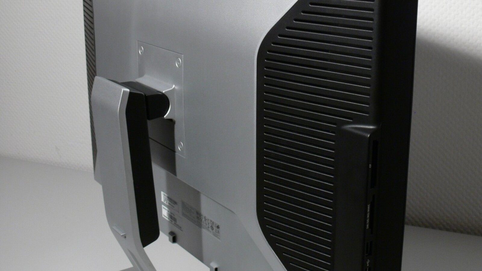 Dell 3007WFP im Test | NETZWELT