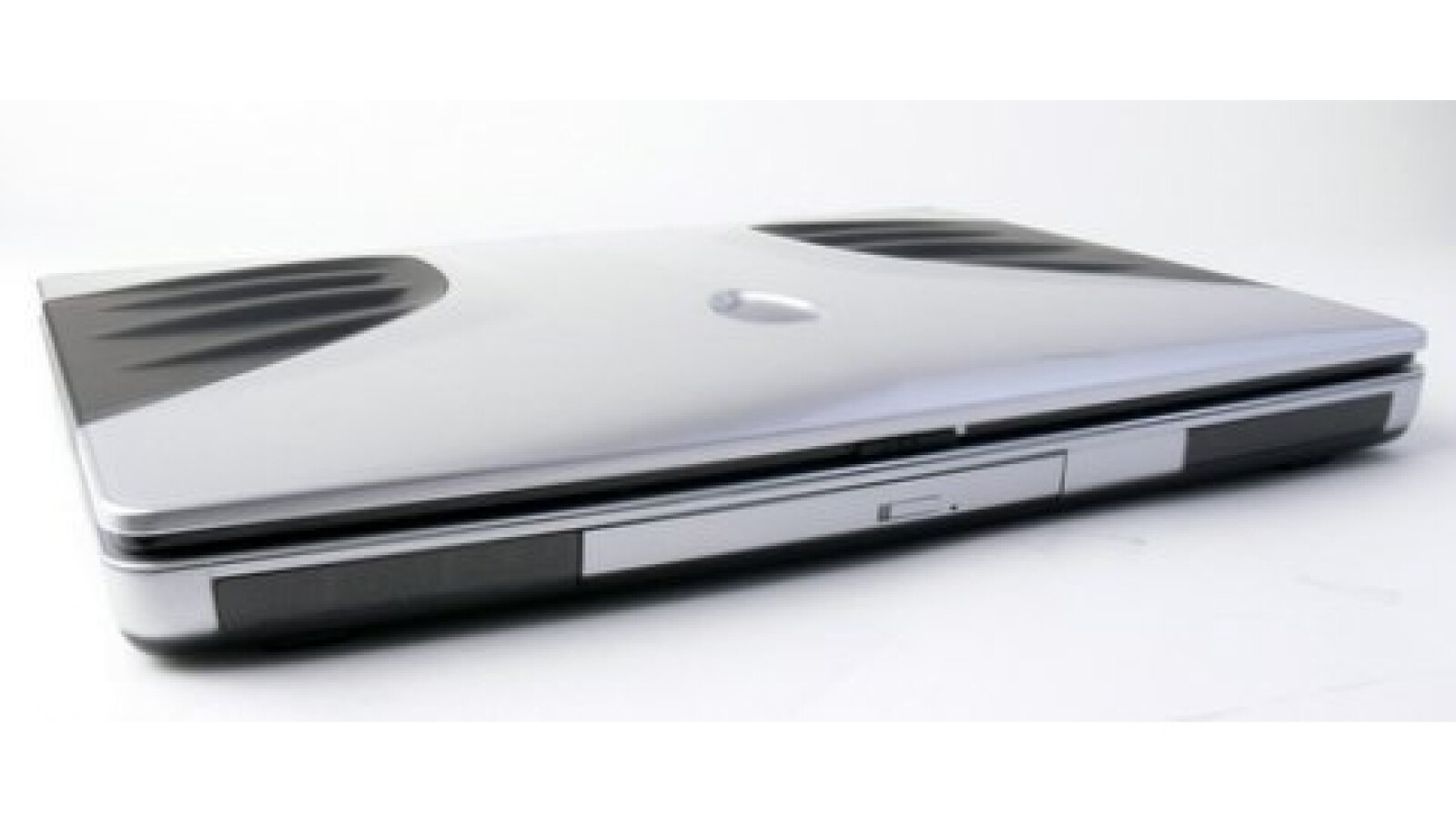 Alienware Aurora m9700 im Test: SLI-Notebook mit zwei Grafikkarten ...