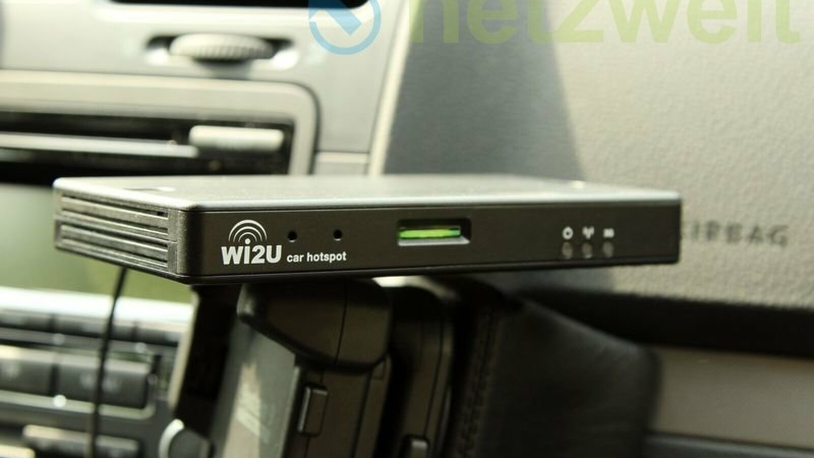 UMTS-Router fürs Auto: Wi2U Car Hotspot von Lesswire | NETZWELT