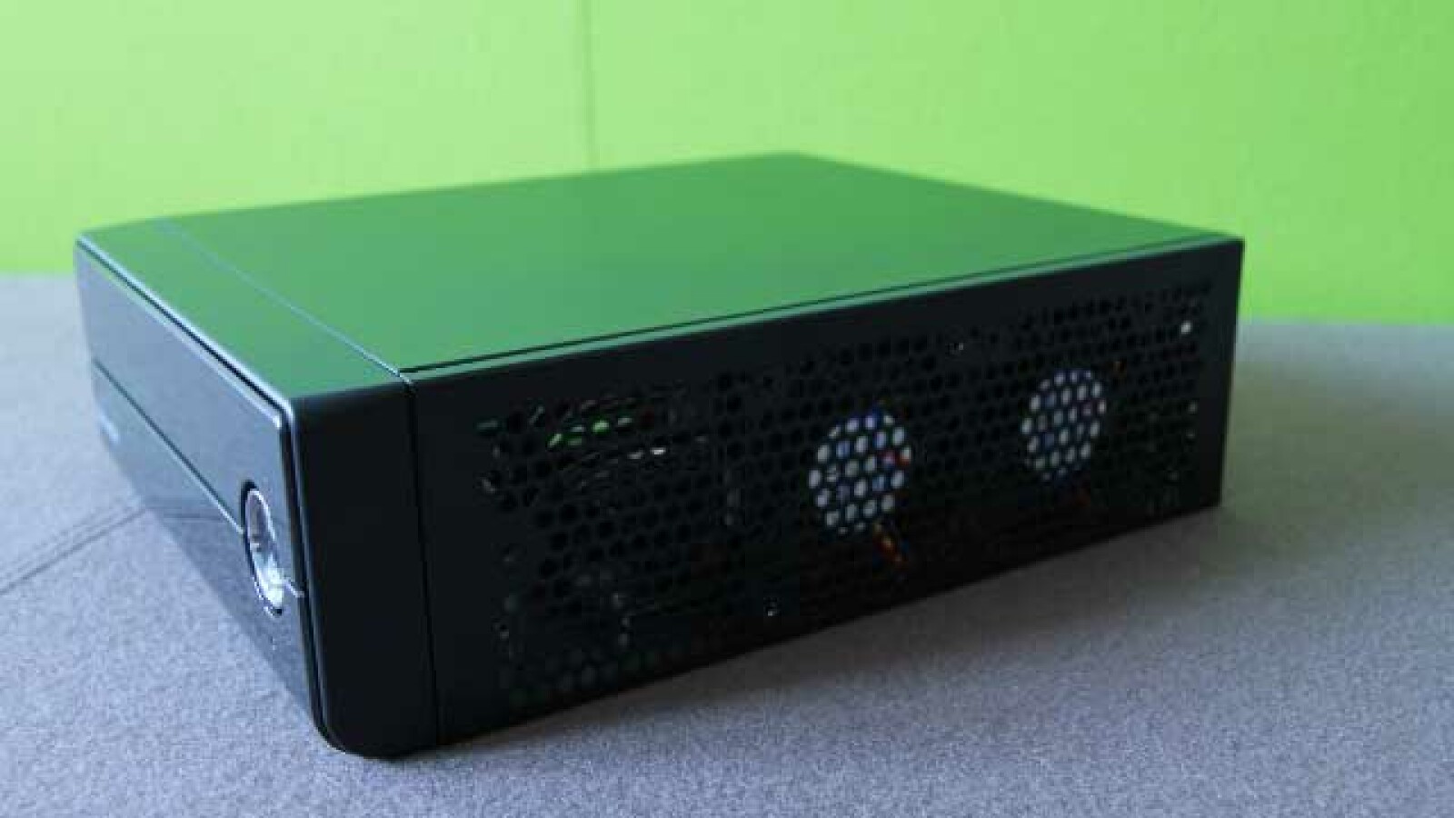 Shuttle Mini-PC XH61V | NETZWELT