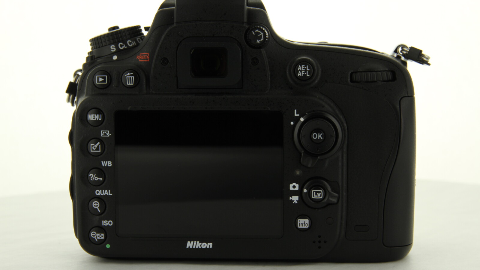 Nikon D610 360-Grad-Ansicht | NETZWELT