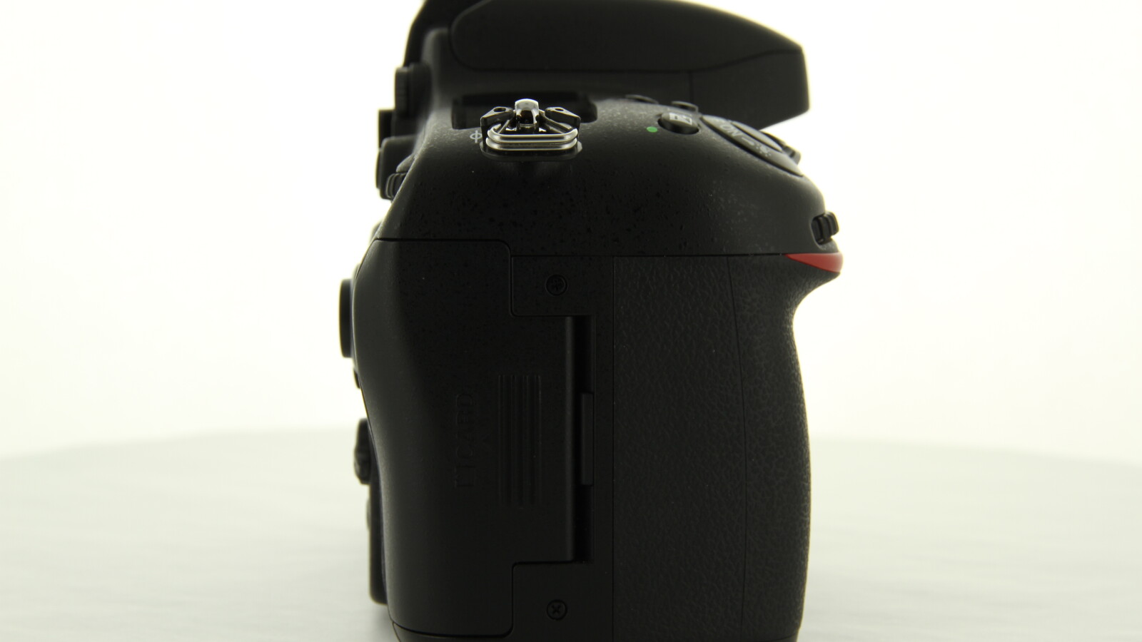 Nikon D610 360-Grad-Ansicht | NETZWELT