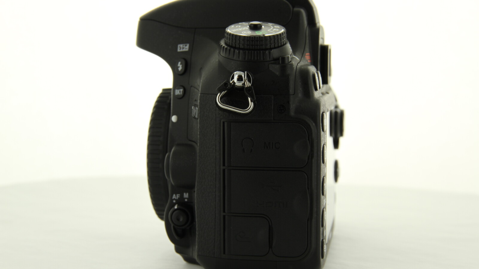 Nikon D610 360-Grad-Ansicht | NETZWELT