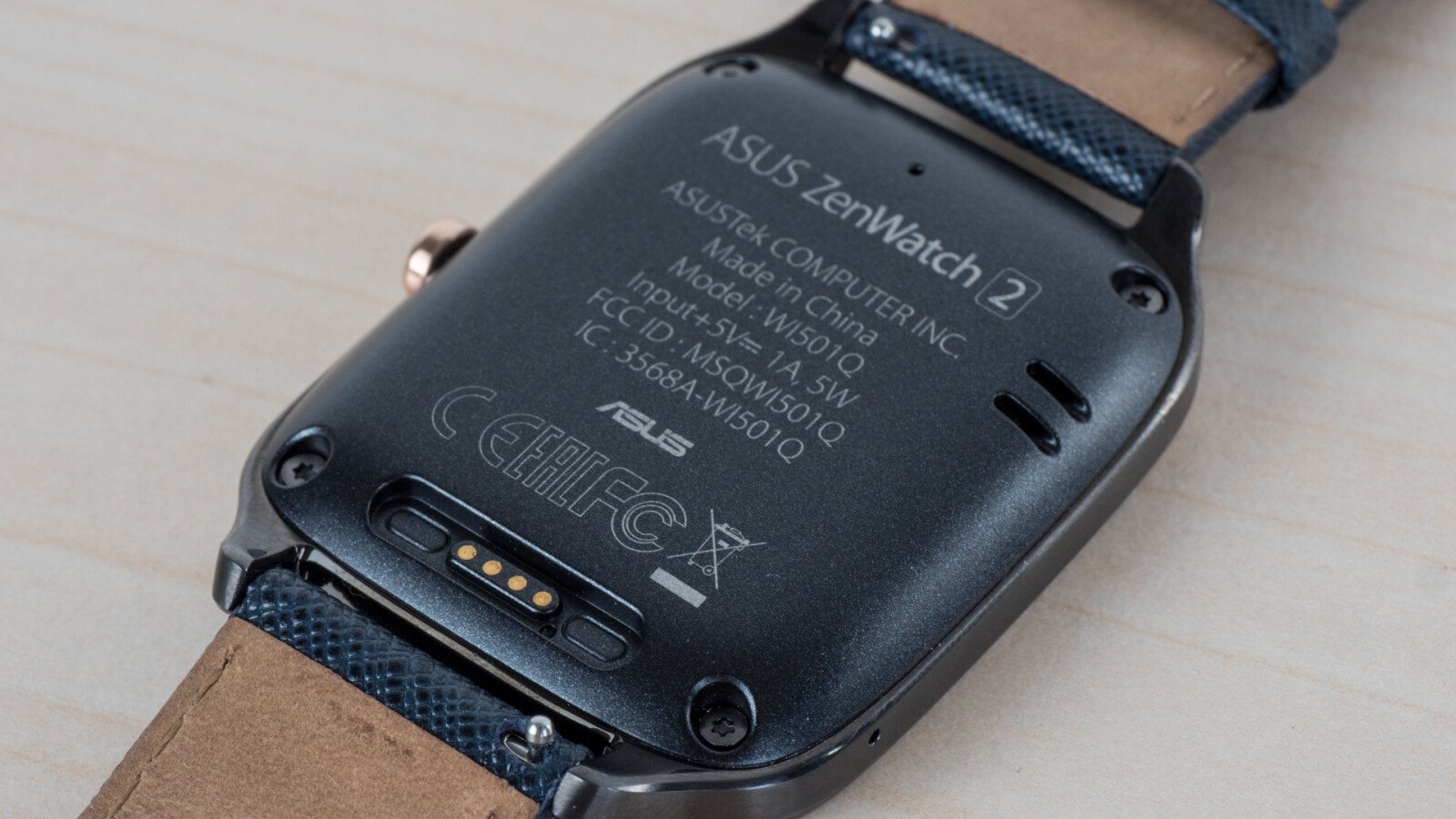 Asus Zenwatch 2 - Bildergalerie | NETZWELT