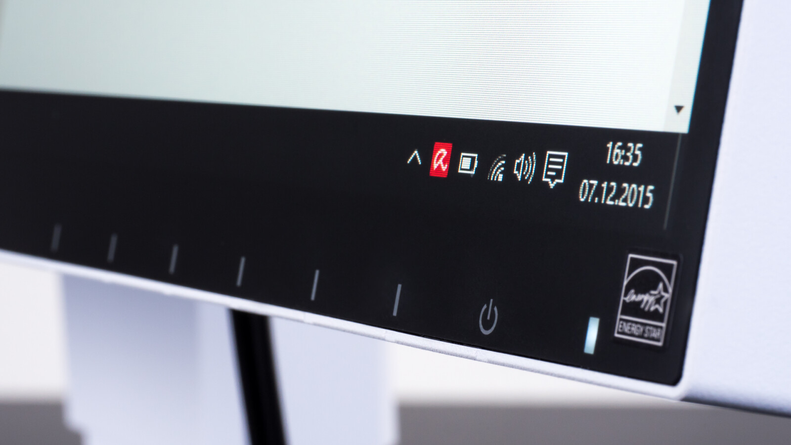 Eizo FlexScan EV2750 im Test | NETZWELT