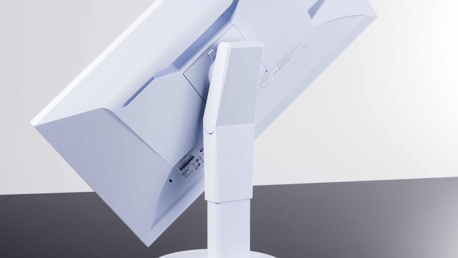 Eizo FlexScan EV2750 im Test | NETZWELT