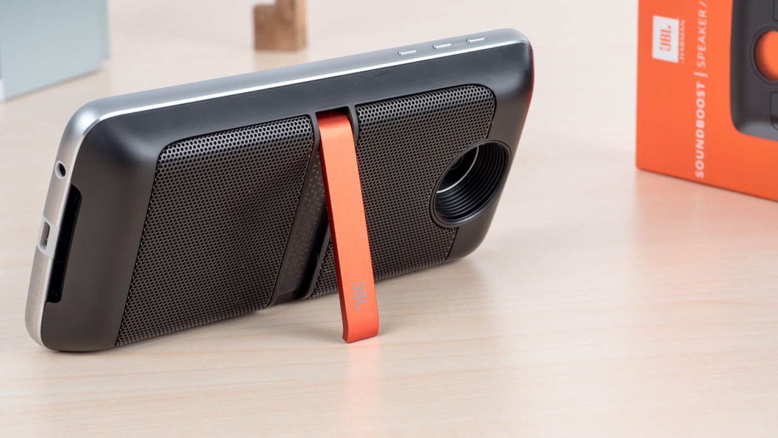 JBL SoundBoost | NETZWELT